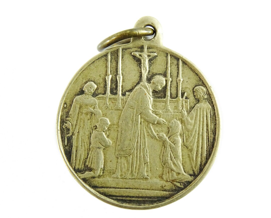 First Holy Communion Souvenir Vintage French Medal Catholic Pendant - Etsy