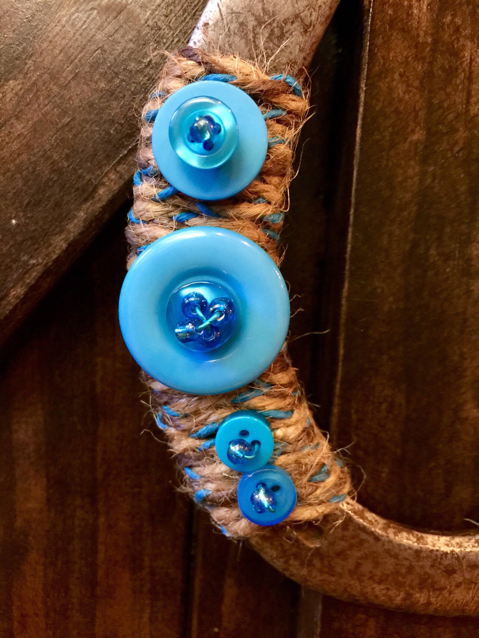 Electric Blue Button and Twine Horseshoe Decoration - Etsy