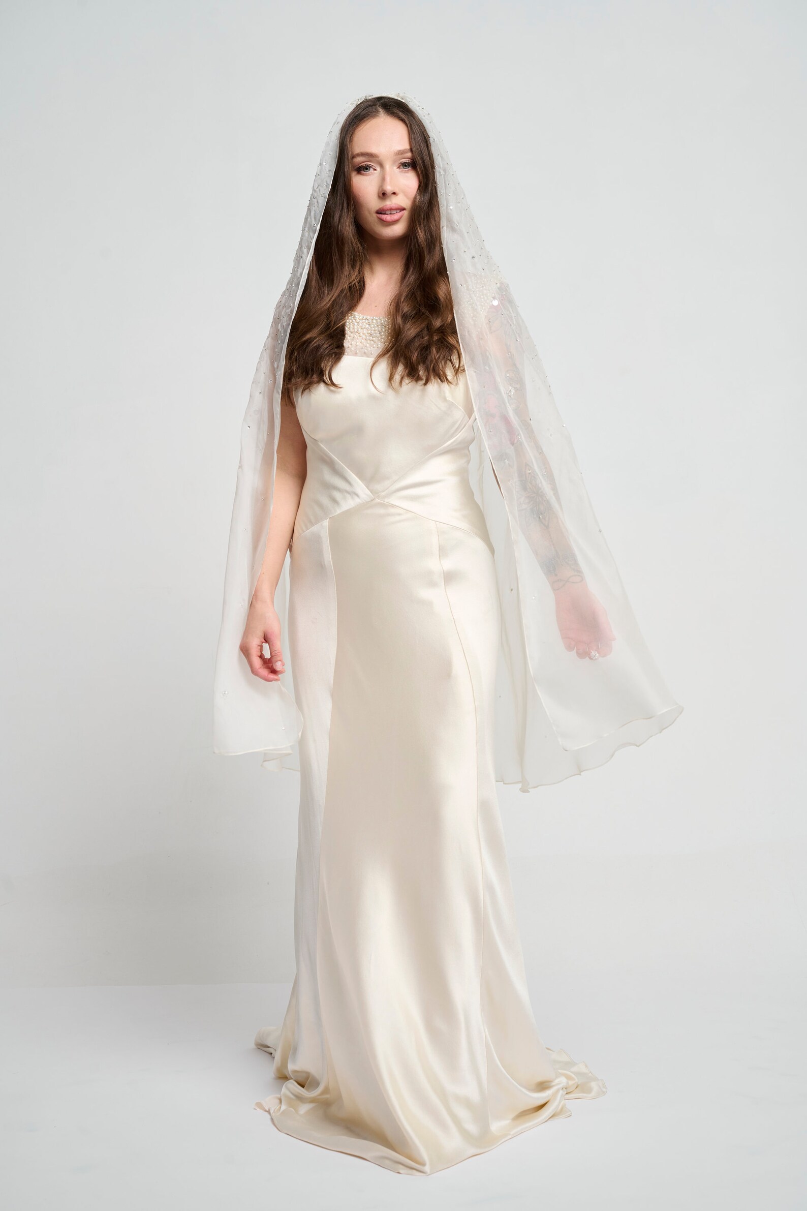 Bridal Ballet Crystal Wedding Veil, Ballet Beaded Sparkly Veil ...