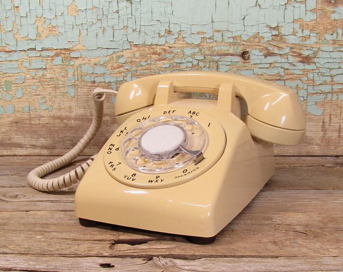 Vintage Desk Top Rotary Telephone West Electric AT&T Retro Beige Tan ...