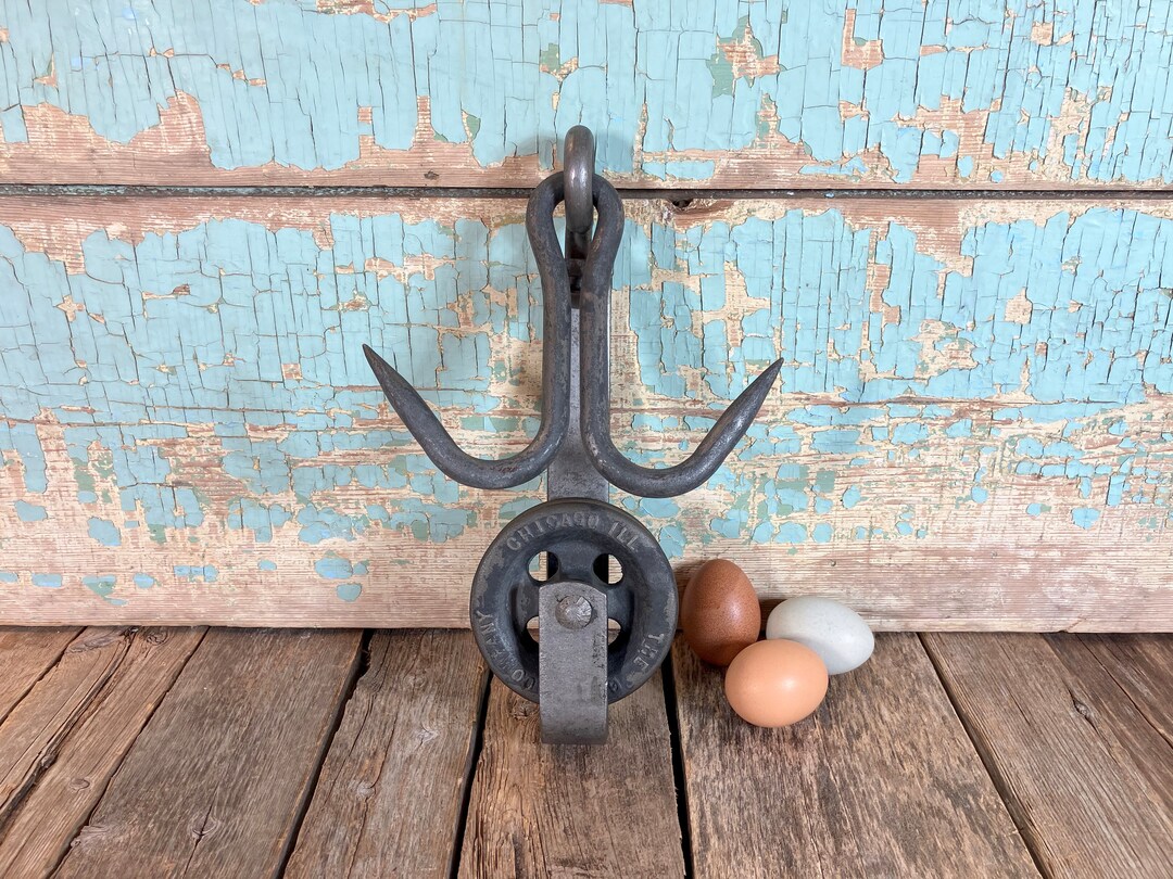 Vintage Iron Double Chicago the Globe Company Industrial 2 Hook and Pulley Set Butcher Meat ...