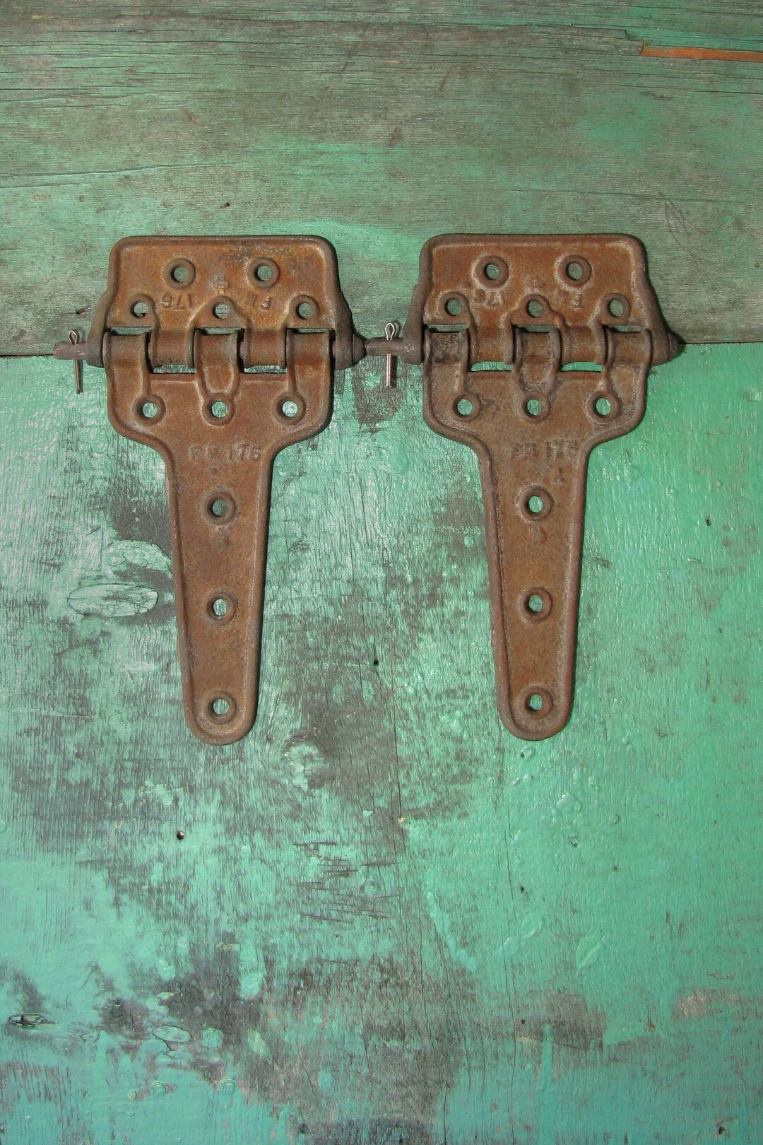 Vintage Pair of Huge Cast Iron Box Car Hinges Set of 2 Heavy - Etsy