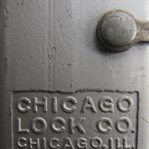 Vintage Chicago Lock Co. Padlock With 2 Keys Chain Hardware - Etsy