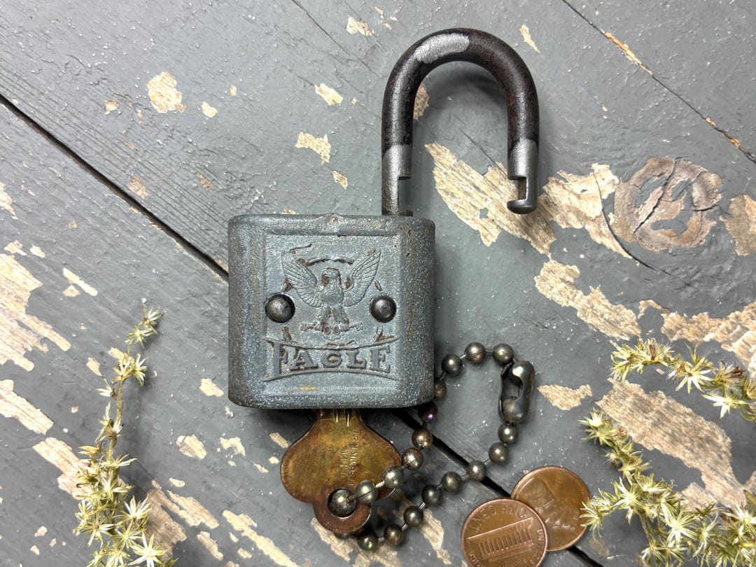 Vintage Eagle Iron Padlock Set With Brass Key: Eagle Lock Company ...