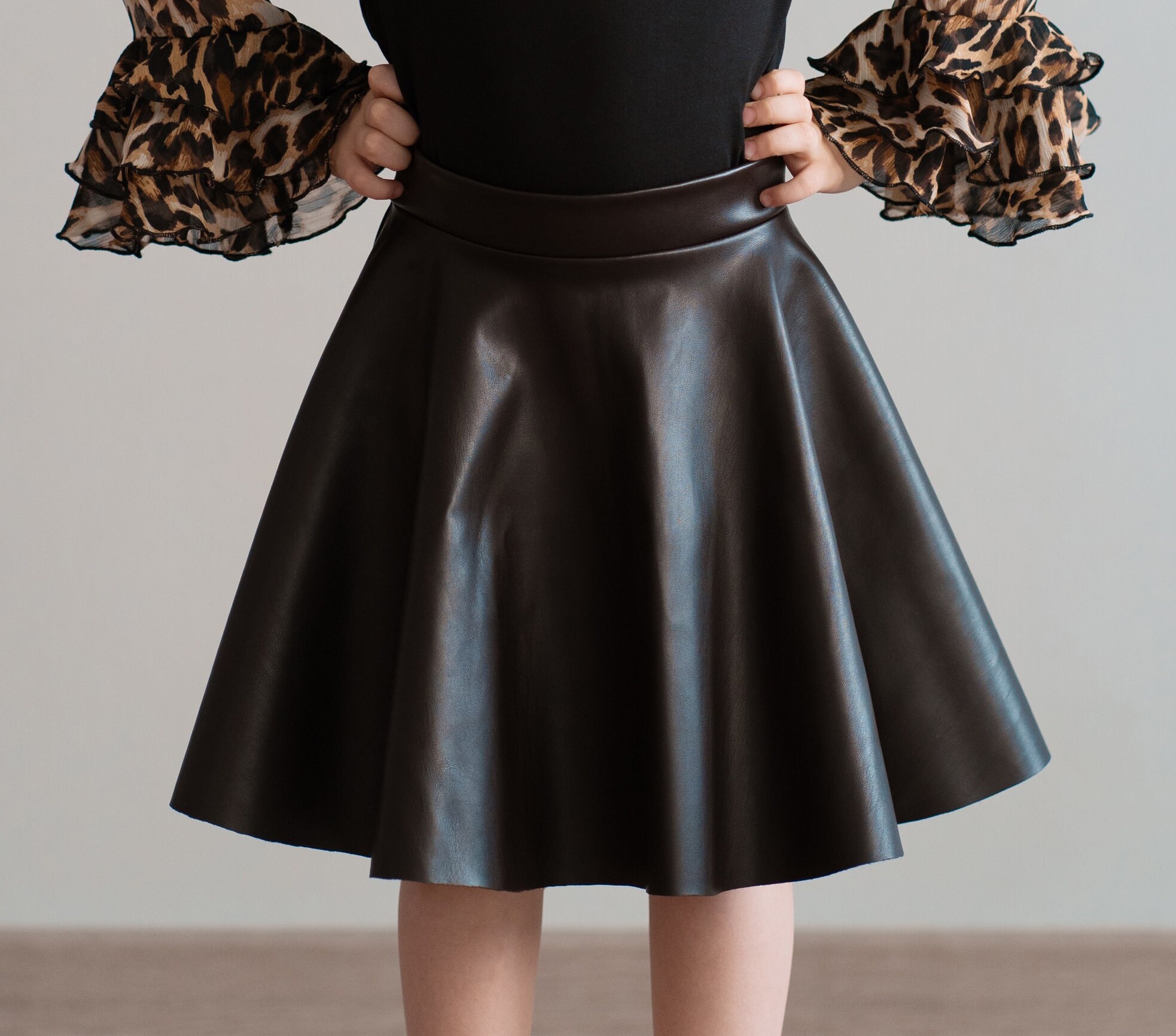 Stylish Full-circle Skirt Eco Leather Formula Step by Step - Etsy