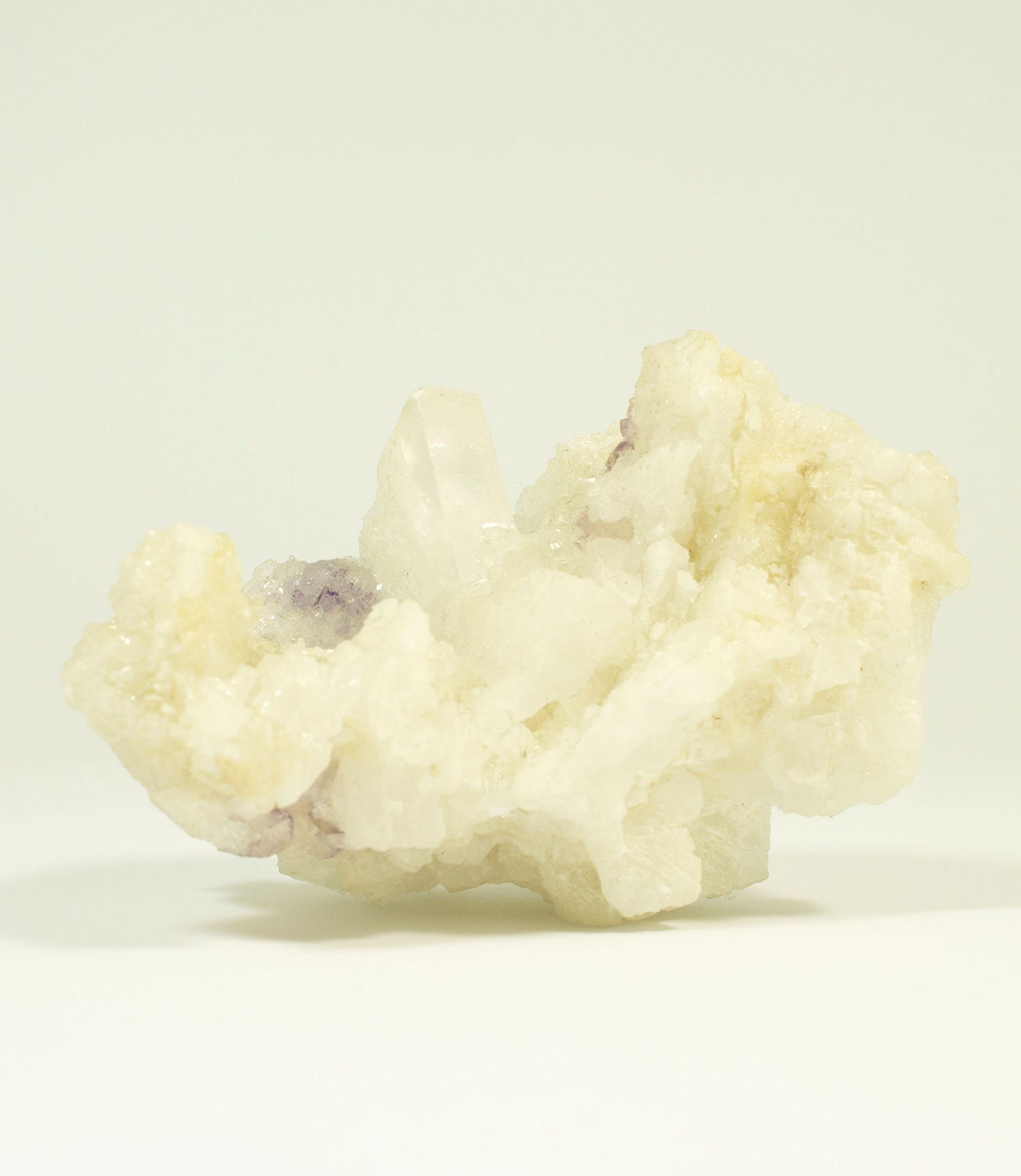 Lila Fluorit auf Strontium Matrix mit weißem Calcit Kristall - Etsy.de