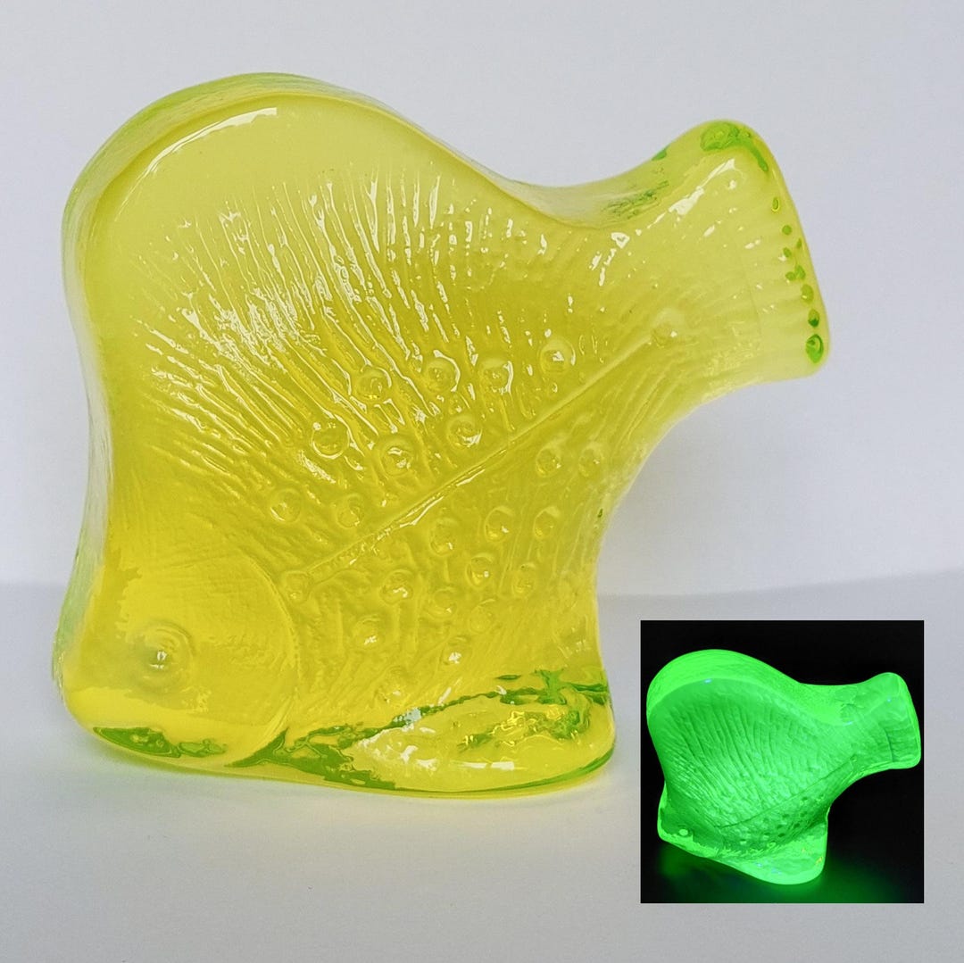 Czech Handmade Art Uranium Heavy Glass Fish Figurine Paperweight ...