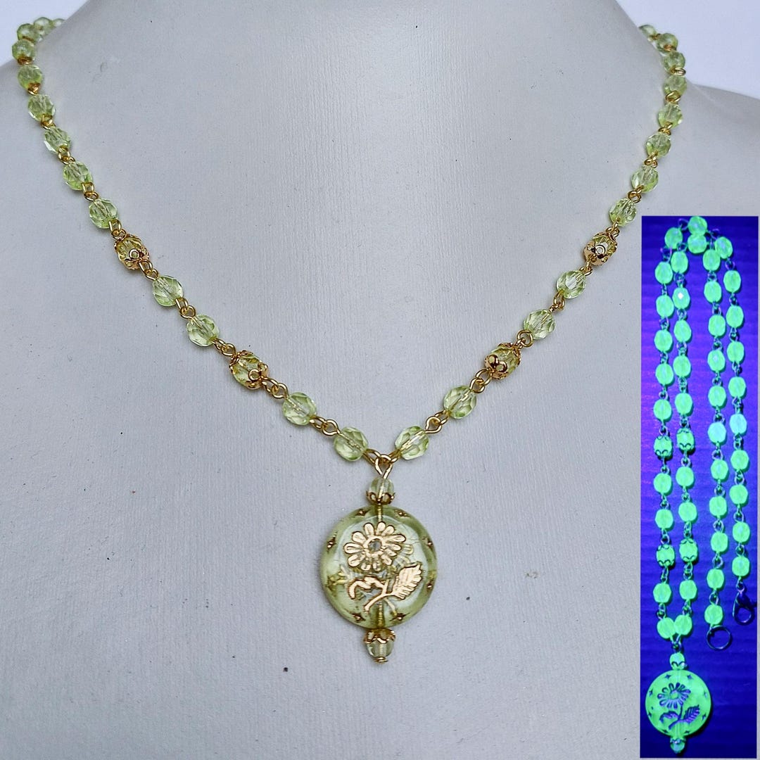 Czech Uranium Flower Glass Pendant and Uranium Glass Beads Necklace - Etsy