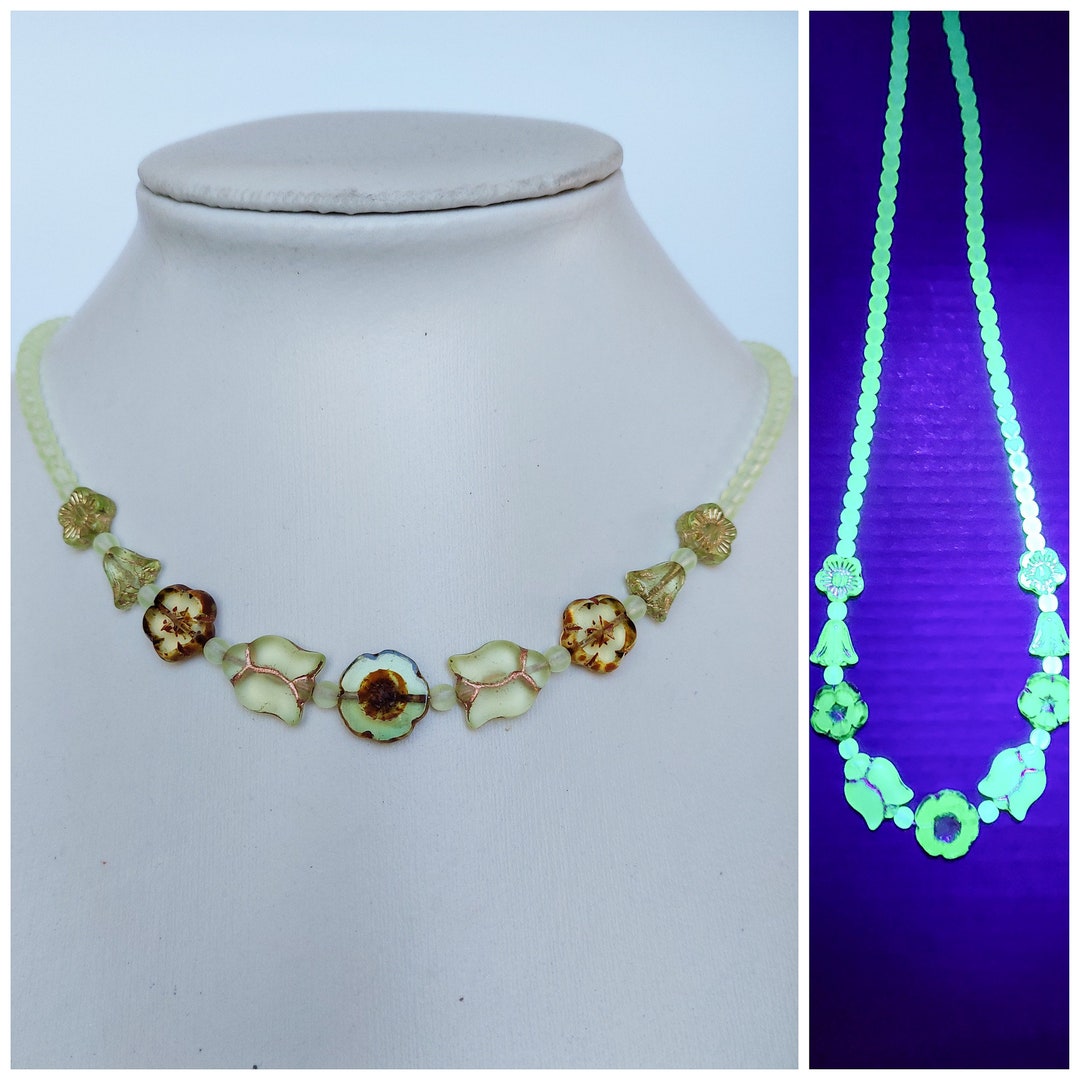 Czech Uranium Glass Flower Pendant and Uranium Glass Beads Necklace - Etsy
