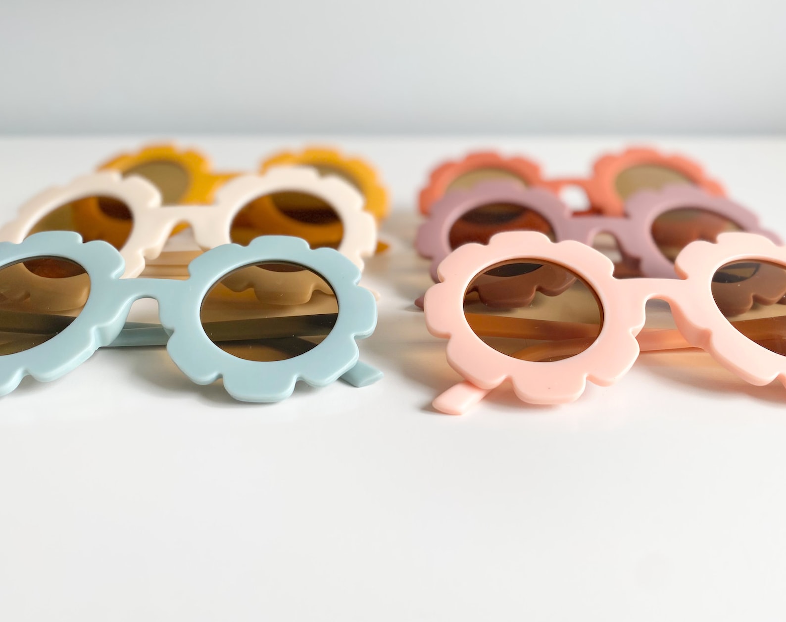 Personalized Daisy Sunglasses: Retro Flower Sunglasses With Name Beads ...