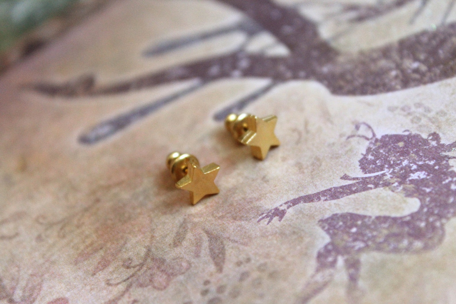 Vintage New Old Stock Gold Plated Star Studs // Star Jewelry - Etsy