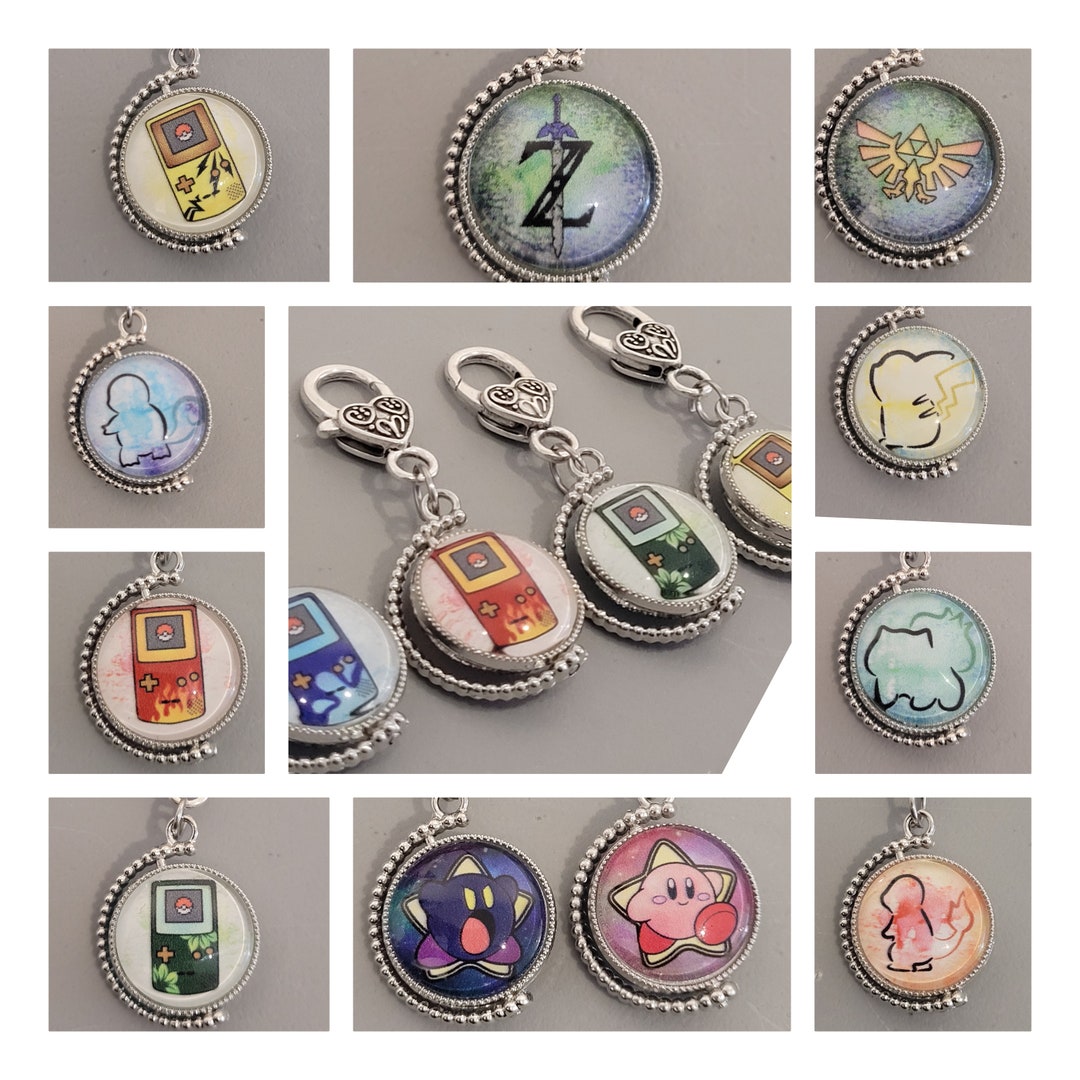 Gamer Fidget Charm Keychain Featuring Designs With Your Favorite Gaming ...