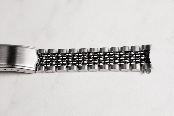 Omega beads of rice bracelet 18mm store