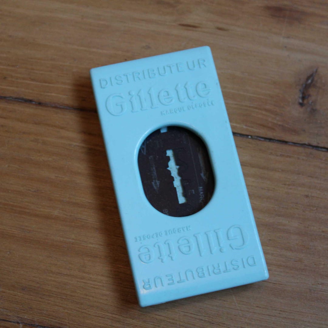 Vintage Used Gillette Safety Razor Blade Dispenser - Light Blue Made in ...