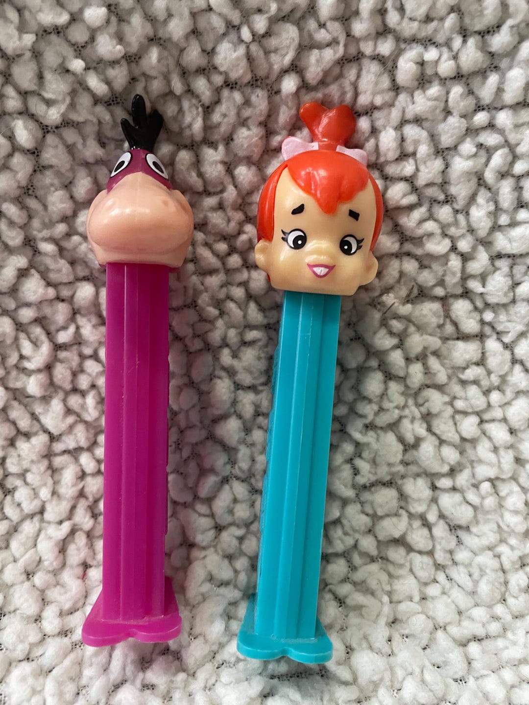 Set of 2 Warner Brothers Looney Toons Flintstones PEZ Dispensers ...