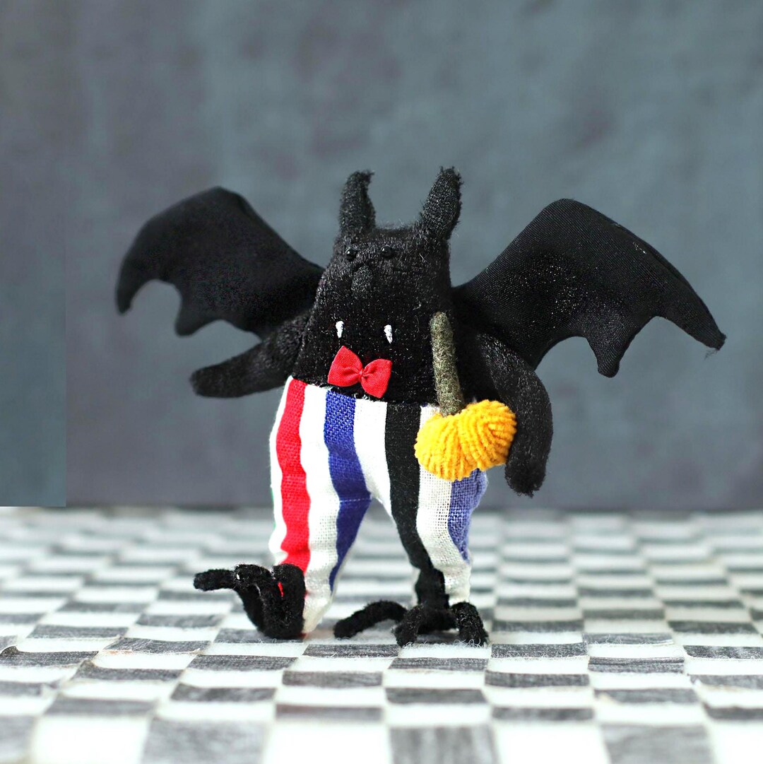 Poseable Miniature Bat Plush – Handmade 11cm Soft Stuffed Animal With ...