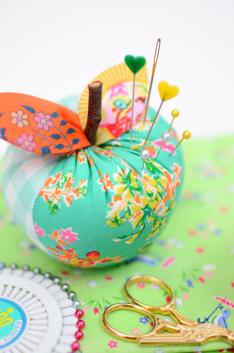 Alma Apple Pincushion Sewing Pattern | Pin Cushion PDF Download | Easy ...