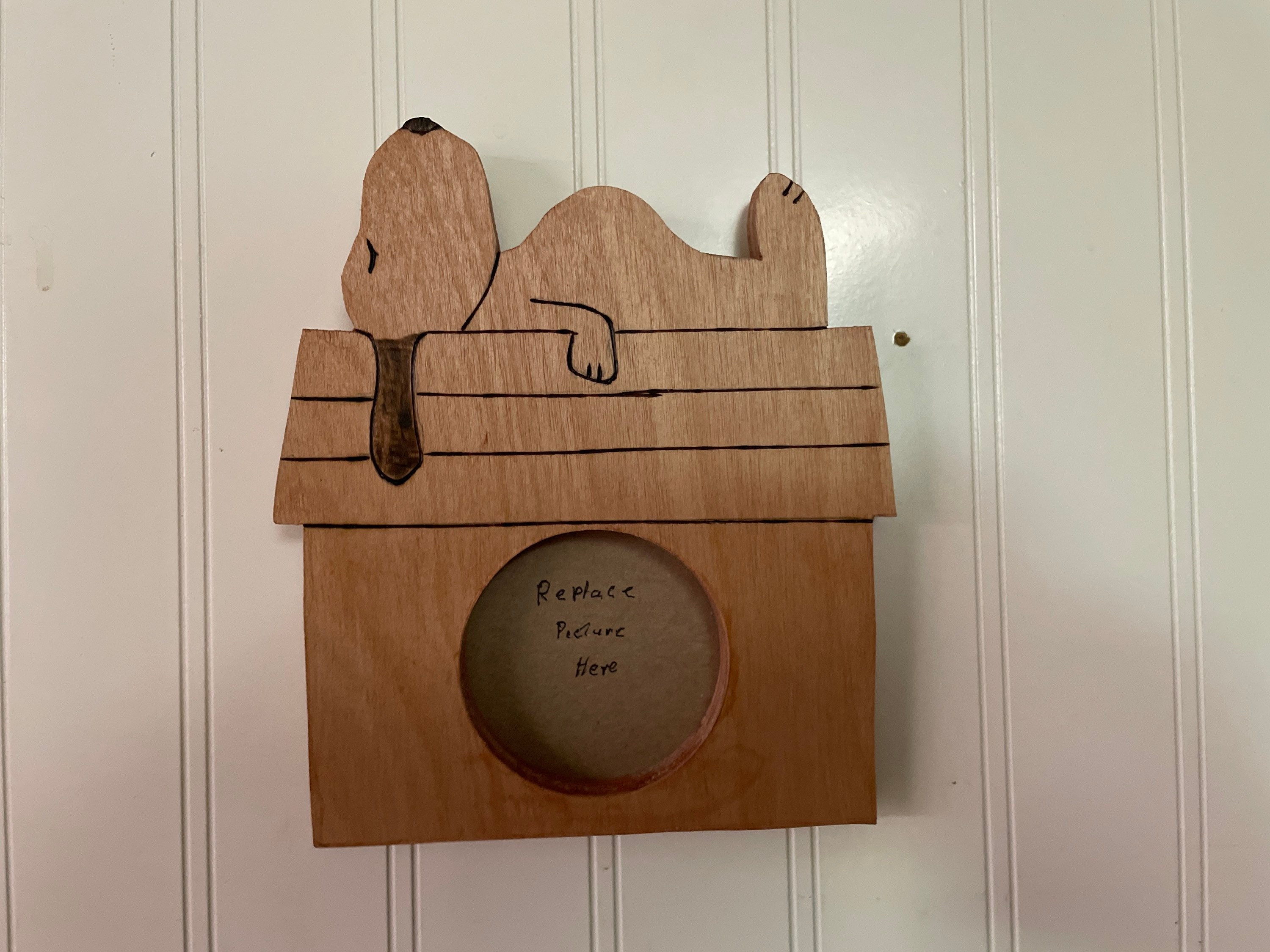 Wooden Snoopy picture frame
