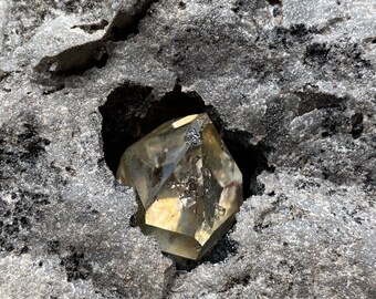 Herkimer Diamond Matrix - Etsy
