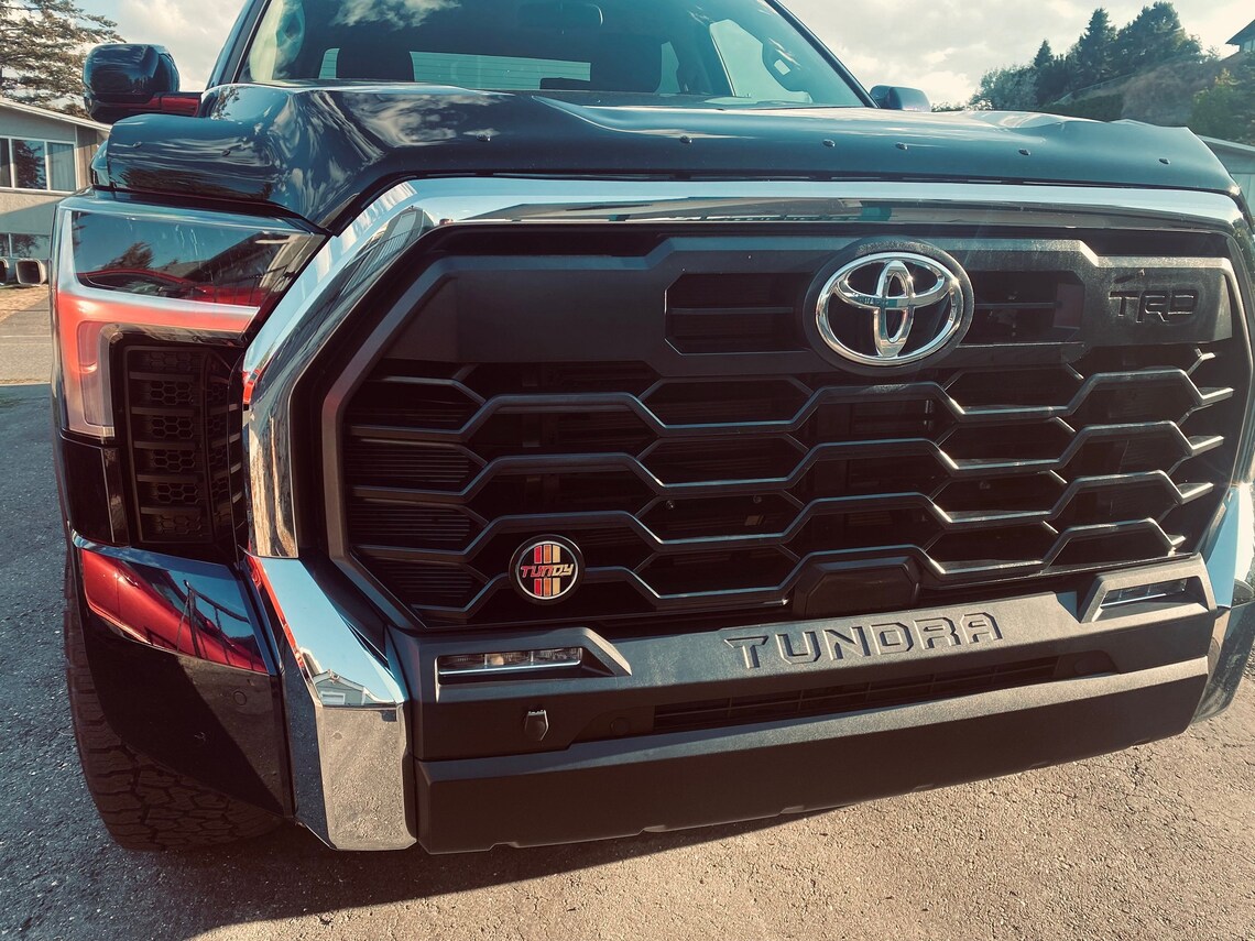 The Aluminum Tundra Grille Badge Emblem TRI-COLOR Retro STRIPE - Etsy