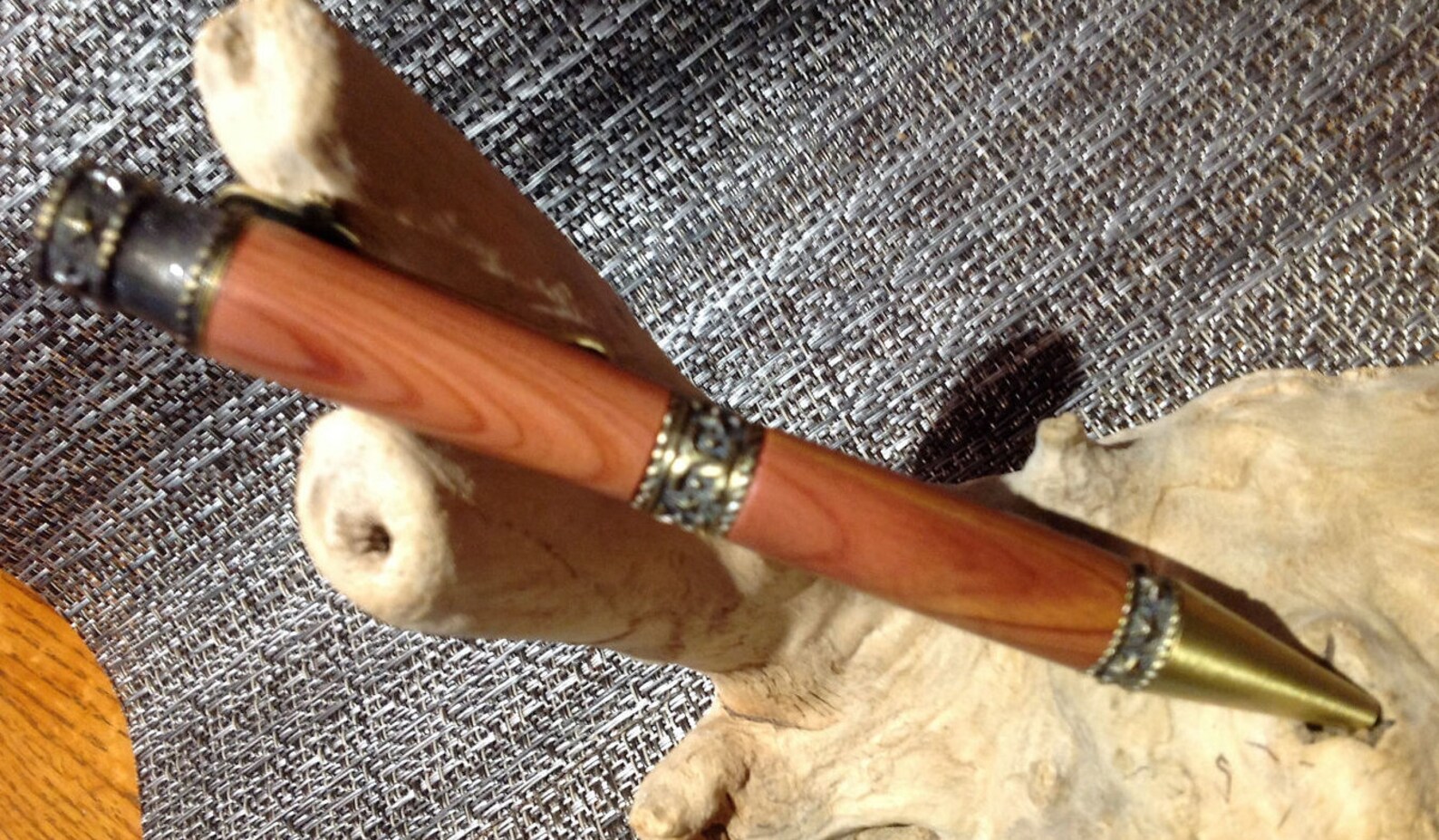 Red Cedar Western Twist Pen With Brass Trim (#1907) - Etsy