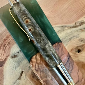 Big Ben Click Pen Buck Eye Burl Barrel With Gun Metal Chrome Finish ...
