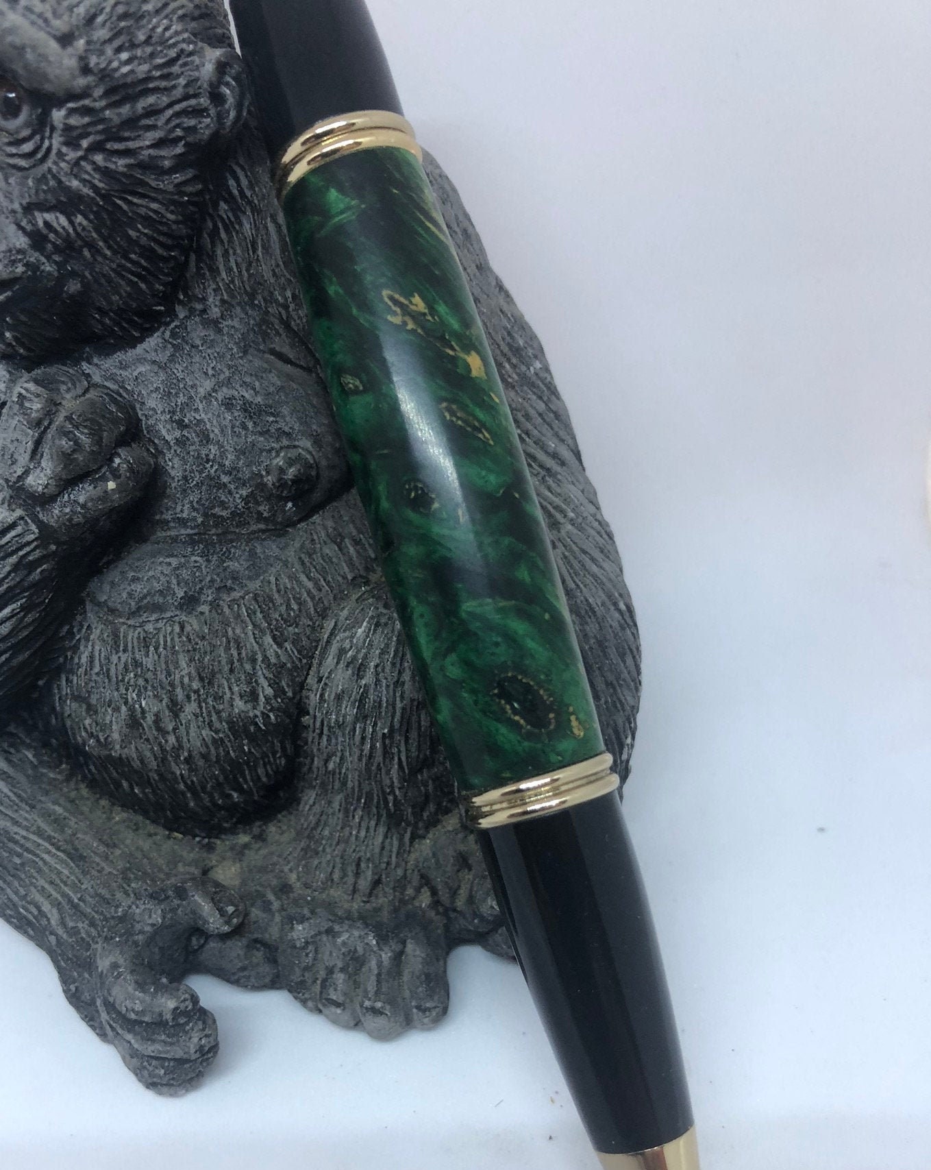 Grand Gatsby Style Twist Pen W/Stabilized Green Buckeye Burl and Gold ...