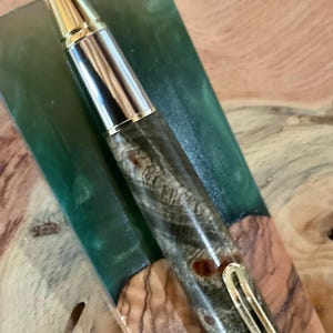 Big Ben Click Pen Buck Eye Burl Barrel With Gun Metal Chrome Finish ...