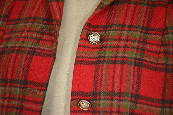 1950's Pendleton Red Plaid Wool Thistle Button Design… - Gem