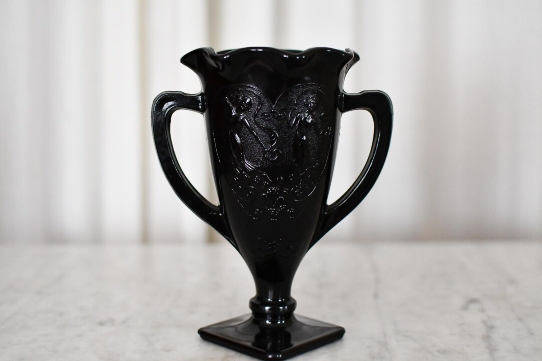 Vintage L.E. Smith Black Amethyst Trophy Vase // Black Depression Glass ...