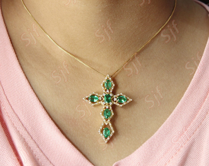 Oval 7x5mm Emerald Cross Pendant, 18inch Box Chain Pendant, Silver ...