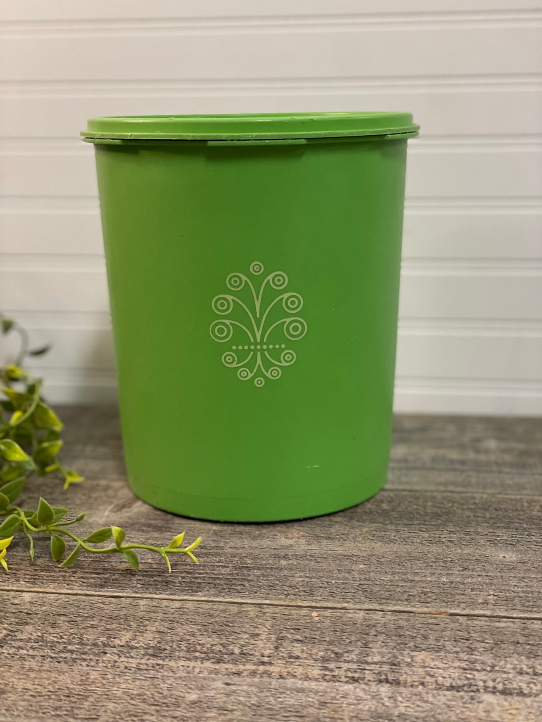 Vintage Green Tupperware Canister Apple Green Kitchen - Etsy