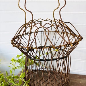 Wire Egg Basket- Vintage Rustic Wire Basket- Collapsible Wire Basket - Etsy