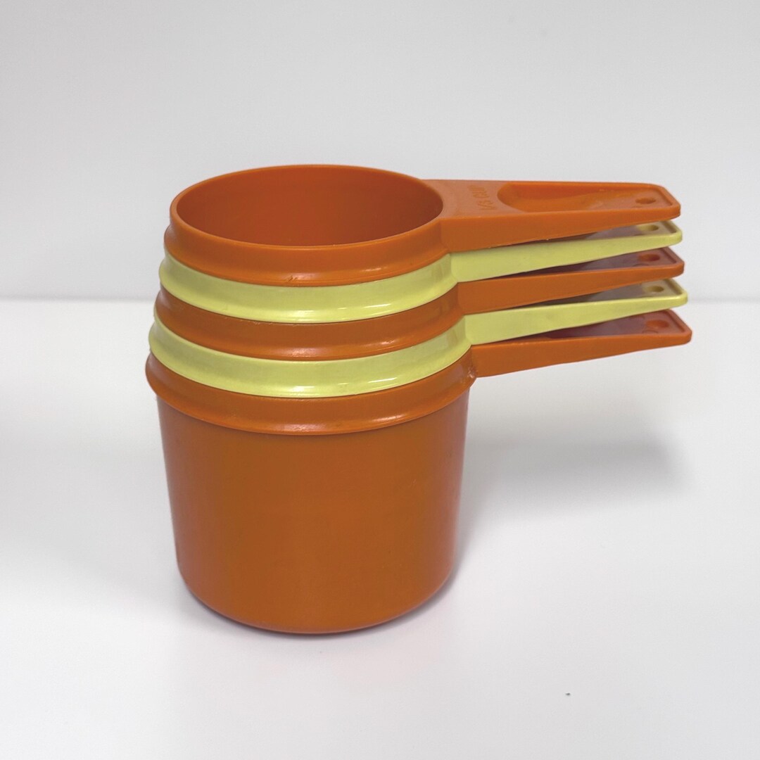 Vintage Tupperware Measuring Cups: Retro Kitchen Decor, 5-piece Set - Etsy