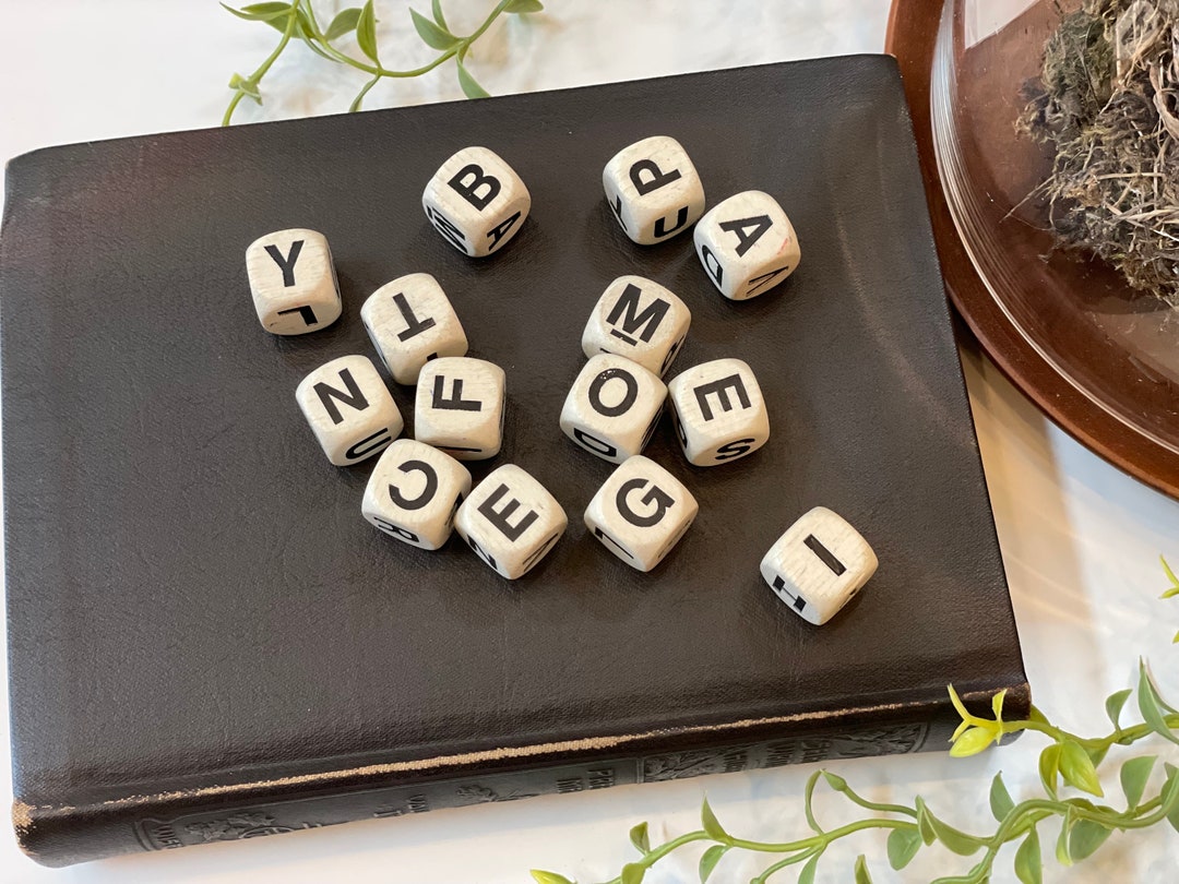 14 Vintage Wood Letter Dice Vintage Boggle Letters Wood Letters for Decor or Crafts - Etsy