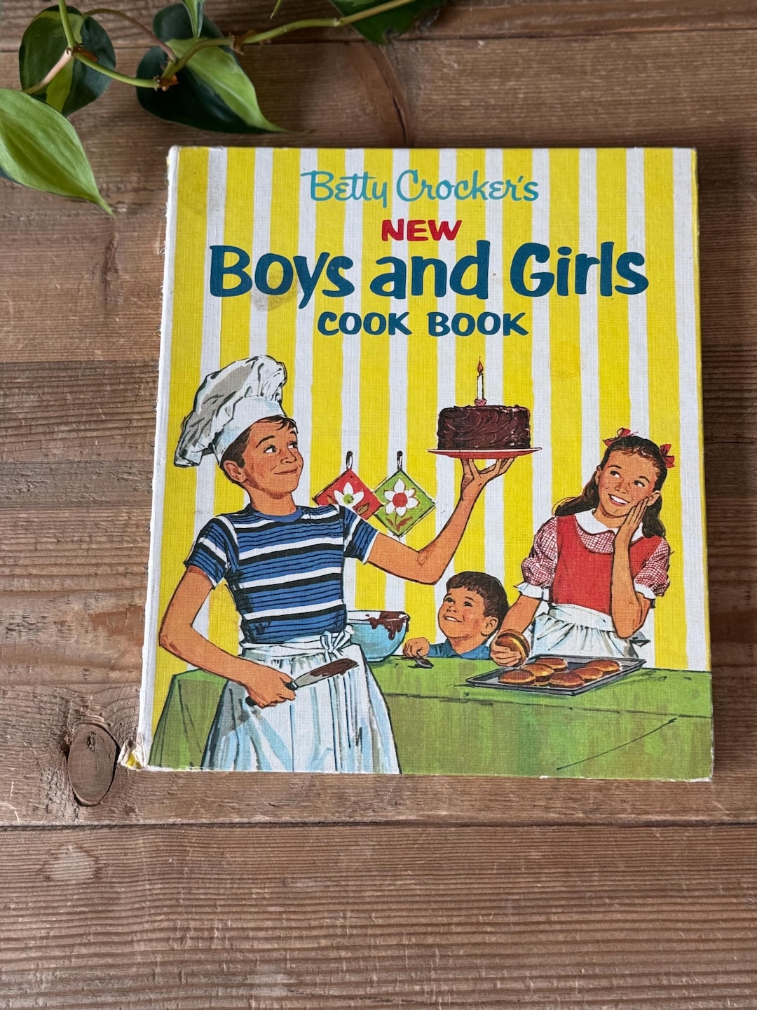 Vintage Betty Crocker Kids' Cookbook: Yellow Striped Hardback - Etsy