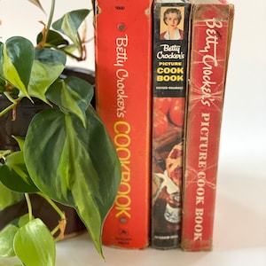 Betty Crocker’s Picture Cook Book- Vintage Cookbook- Red and White ...