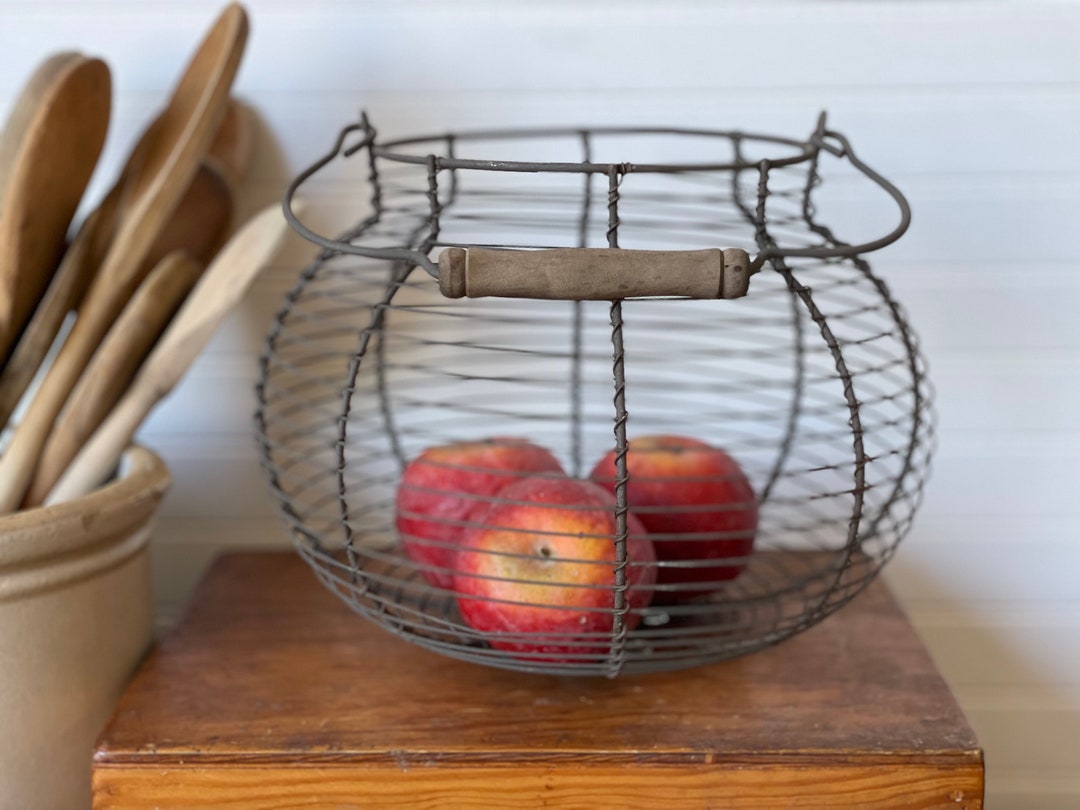 Wire Egg Basket Vintage Rustic Wire Basket Farmhouse French - Etsy