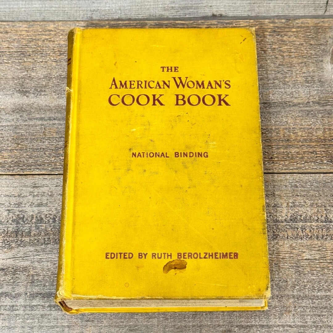 Vintage Cookbook- the American Woman’s Cookbook- Yellow Cook Book - Etsy