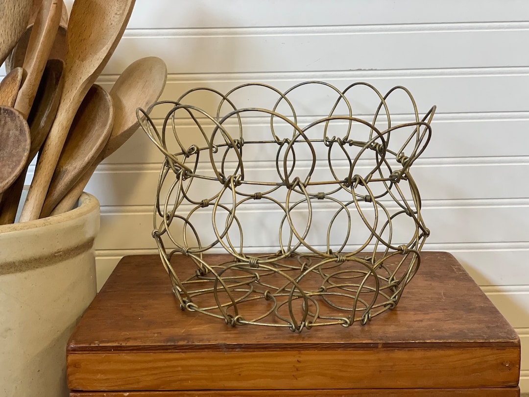 Vintage Folding Wire Egg Basket- Vintage Rustic Wire Basket- Farmhouse ...