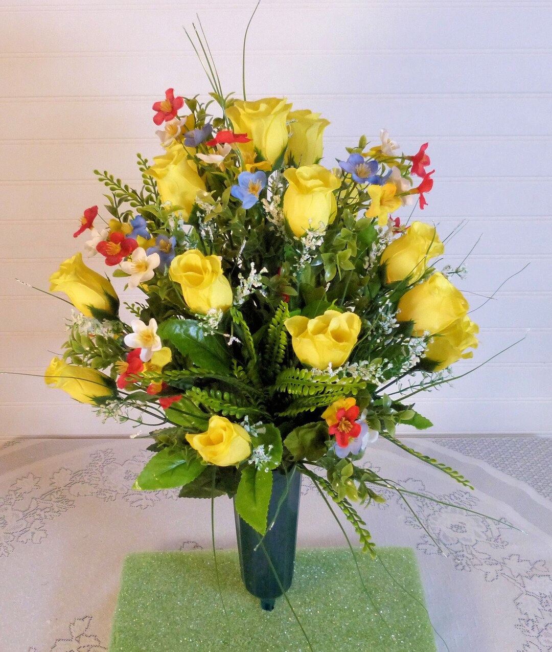 Spring Cemetery Vase, Cemetery Arrangement With Yellow Roses, Rose ...
