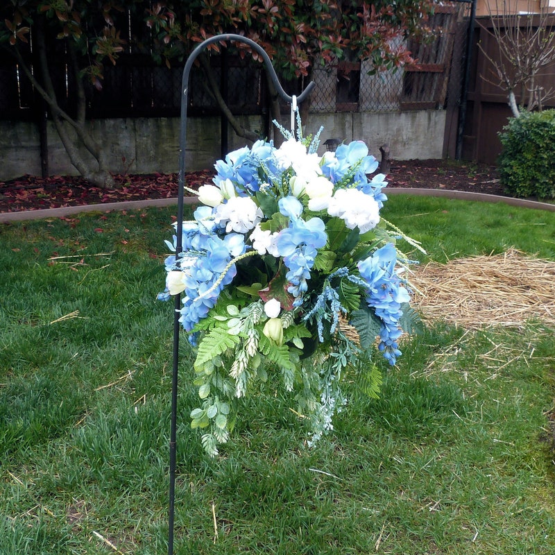Cemetery Basket - Etsy