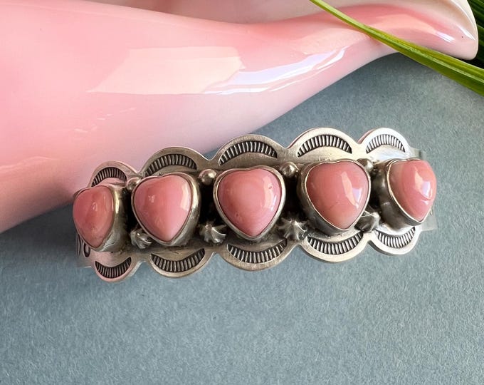 Handcrafted Sterling Silver Genuine Heart Shape Pink Conch Shell Cuff ...
