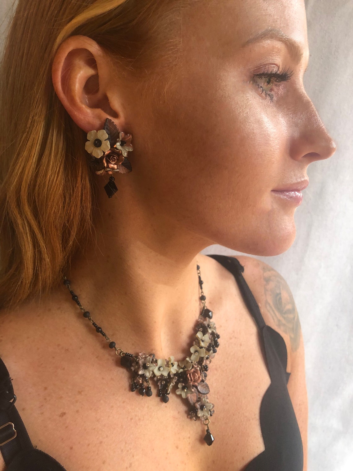 Hand Beaded Black Beige Copper Vee Necklace by Vintage Jewelry - Etsy