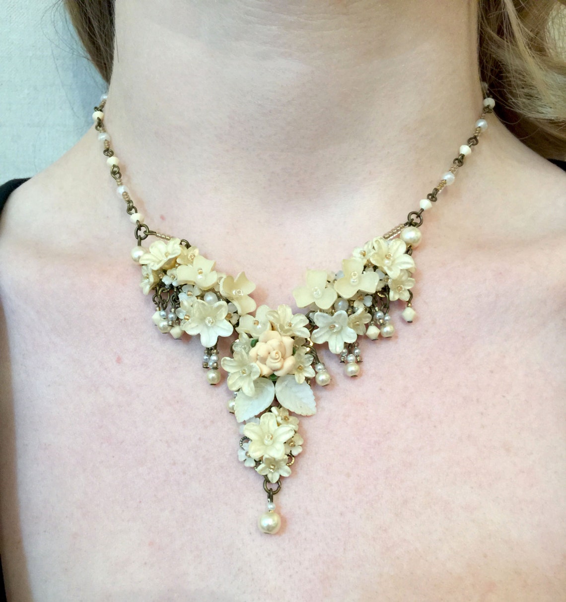 PARCHMENT VEE NECKLACE Handmade by Vintage Jewelry Designer Colleen ...
