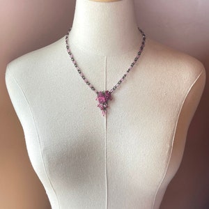 Colleen Toland Carmine Handbeaded Floral Pendant Necklace in Pretty ...