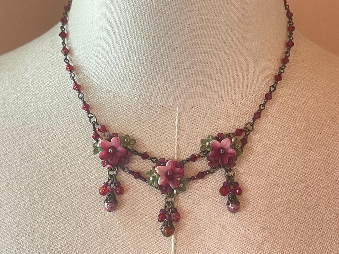 Colleen Toland Tea Rose Tri Flower Red Flower Necklace Handmade ...