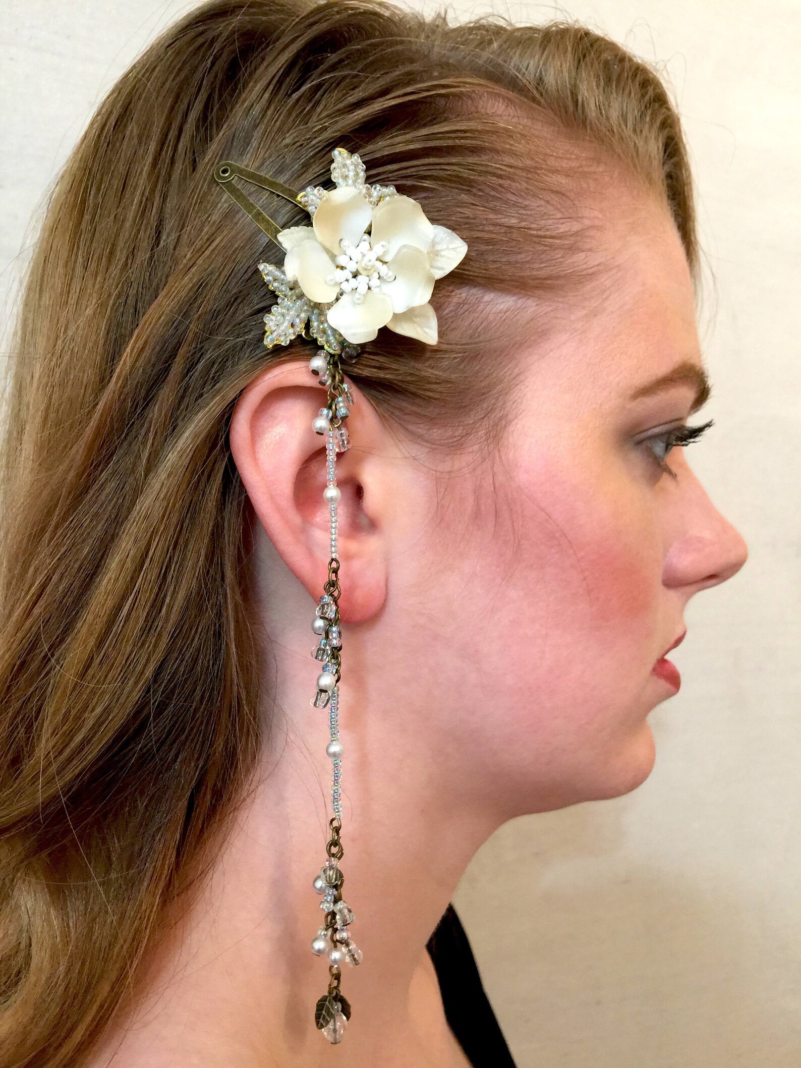 ELEGANT WHITE Handbeaded Flower Hair Clip Designed by Colleen Toland ...