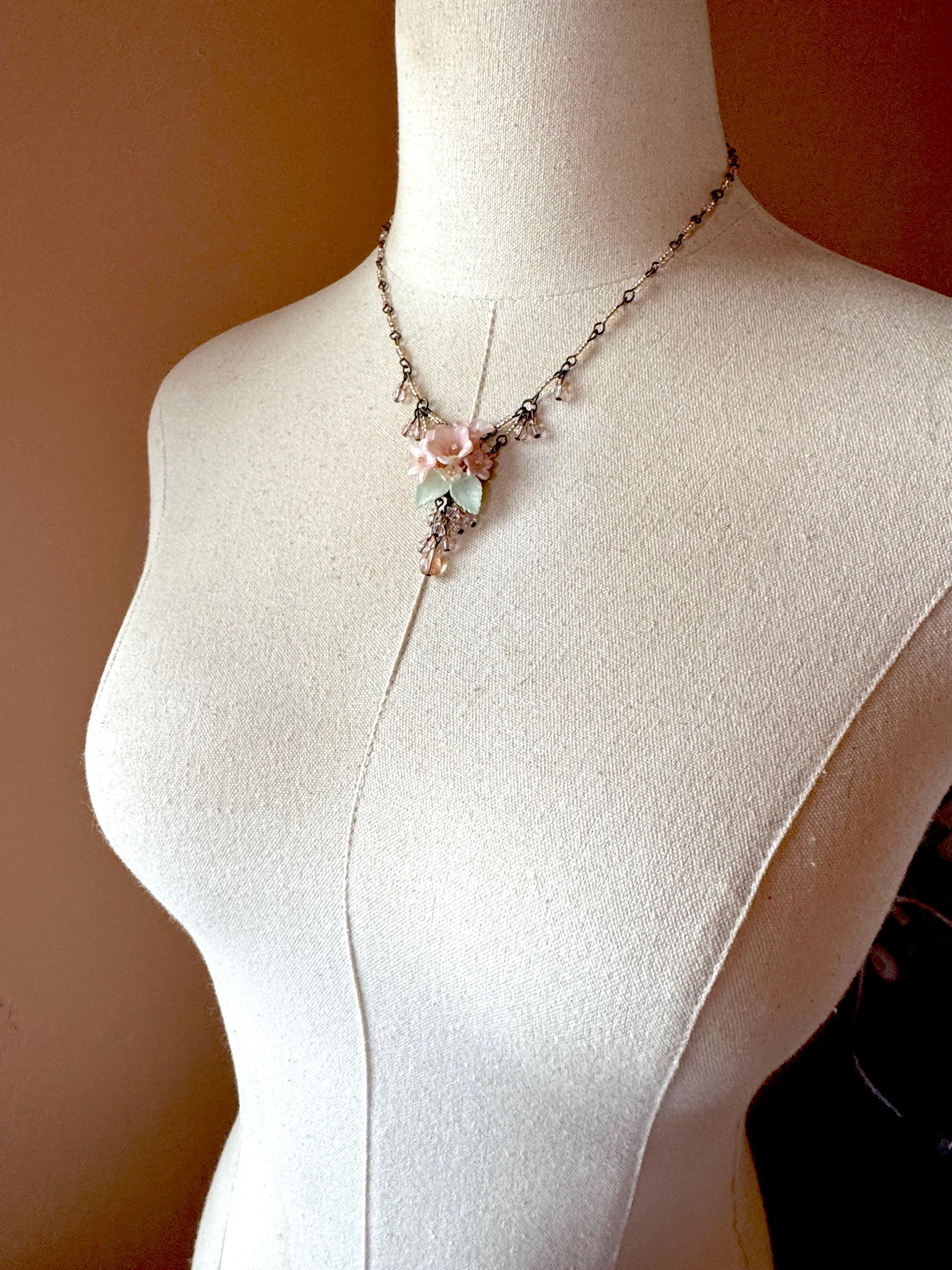 COLLEEN TOLAND Fairy Pink Trumpet Pendant Necklace Beaded Glass ...