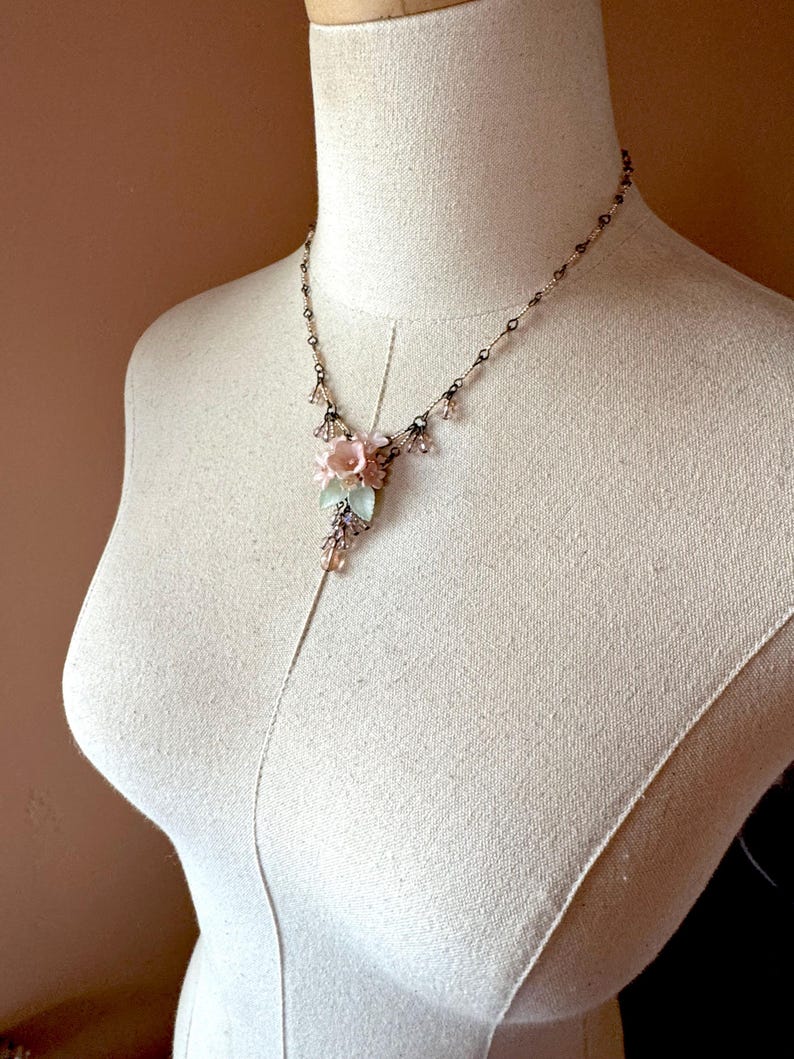 COLLEEN TOLAND Fairy Pink Trumpet Pendant Necklace Beaded Glass ...